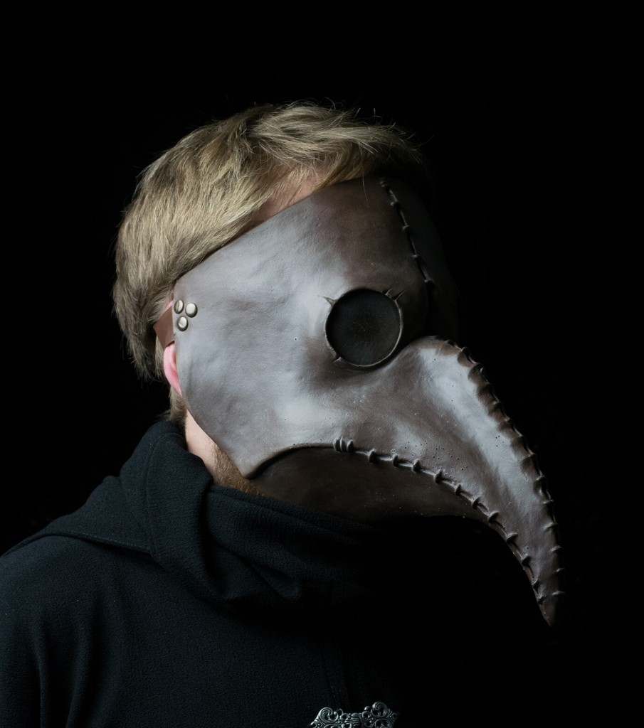 Lazarou Brown Plague Doctor mask - Ministry of Masks