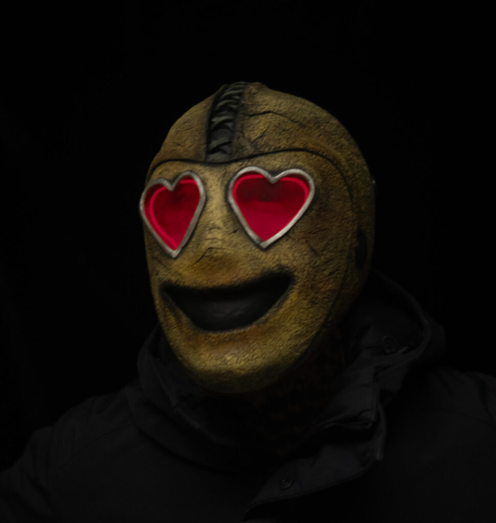 Heart Eyes Killer Mask - Ministry of Masks